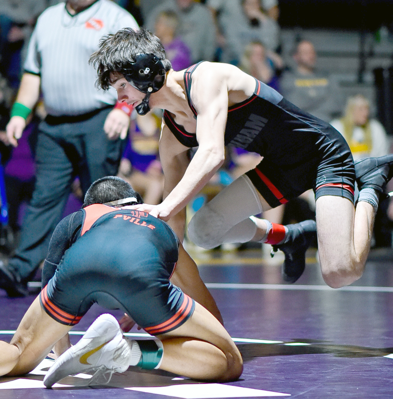 Wrestling Roundup – Earlham Echo